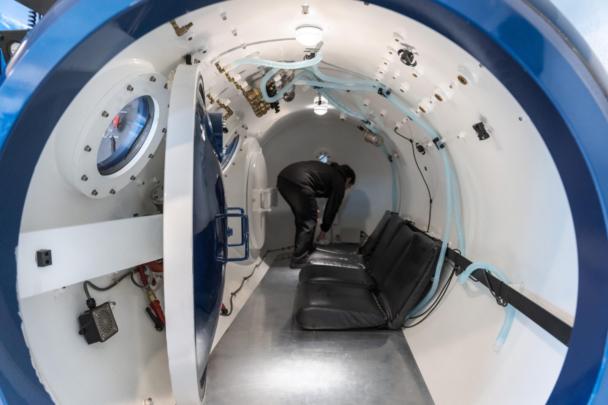 HBOT - Life Hyperbarics